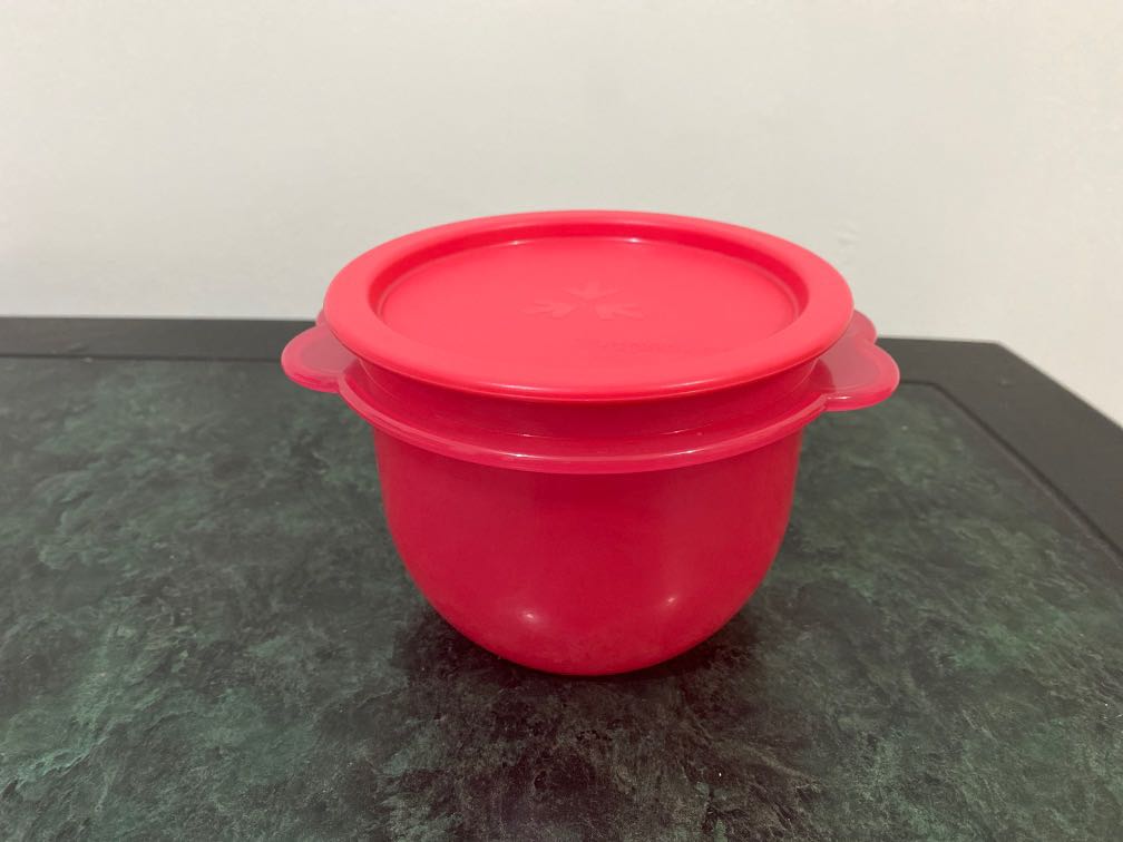 Tupperware Round Container One touch (750ml), Furniture & Home Living ...
