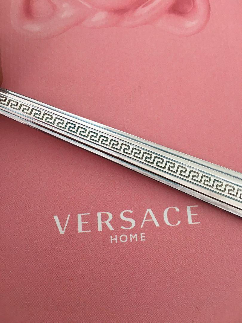 Versace dinner fork, Kitchen & Appliances di Carousell
