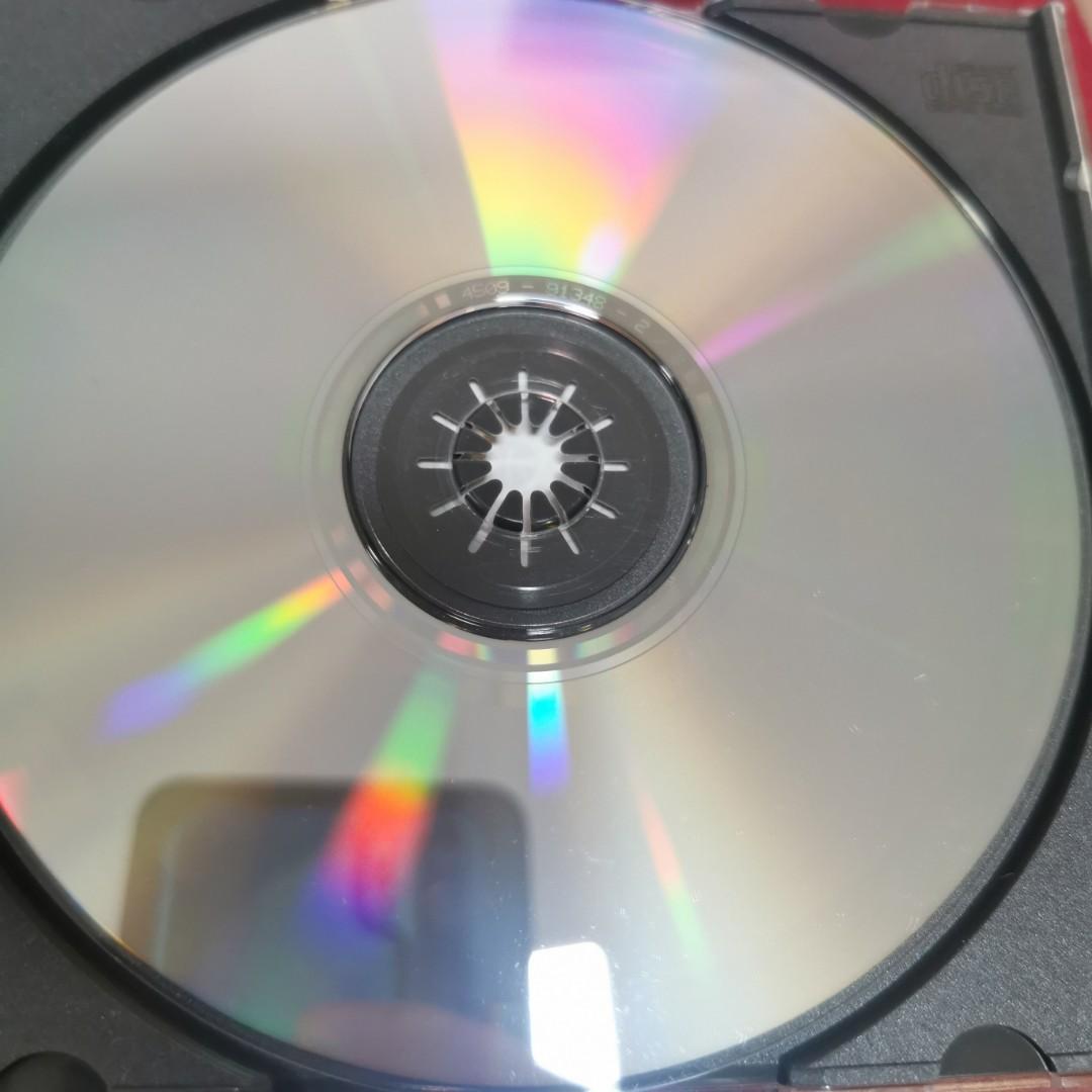 95％new 何婉盈 首張個人同名音樂專輯CD 也是她唯一張唱片/ 1992年 舊版 無IFPI 華納唱片發行 ＃罕有齊件 保存良好 碟面完美無瑕 接近全新, 興趣及遊戲, 音樂、樂器 ...