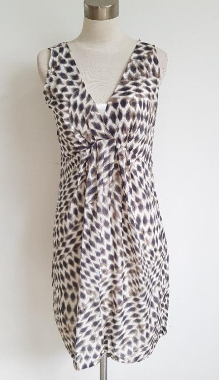 Axara Paris Dress, Fesyen Wanita, Pakaian Wanita, Gaun & Rok di Carousell