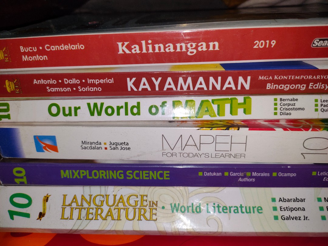Grade 10 Books, Hobbies & Toys, Books & Magazines, Textbooks on Carousell