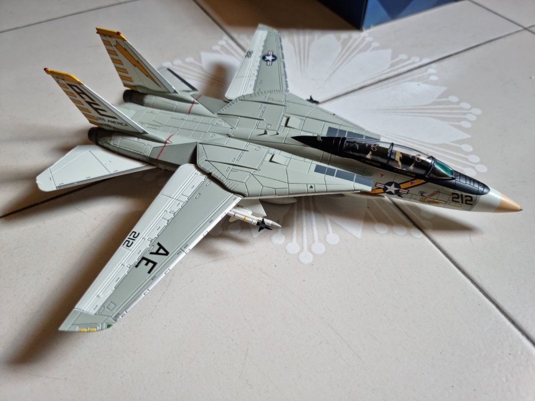 Hobbymaster 1/72 scale F-14A Tomcat pure diecast model., Hobbies & Toys ...