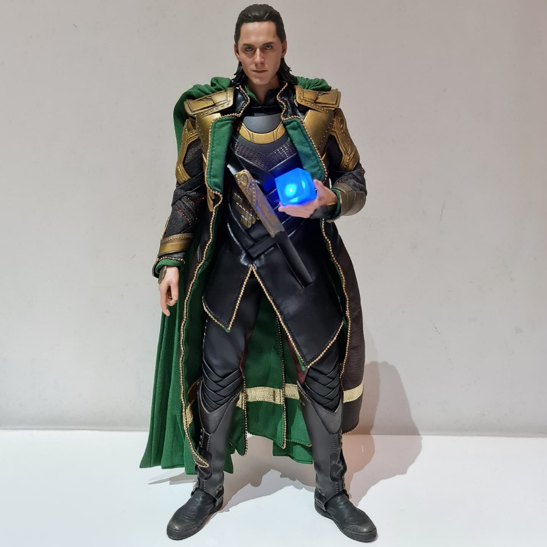 Hot toys loki tessact light up ( cube only ), Hobbies & Toys, Toys ...