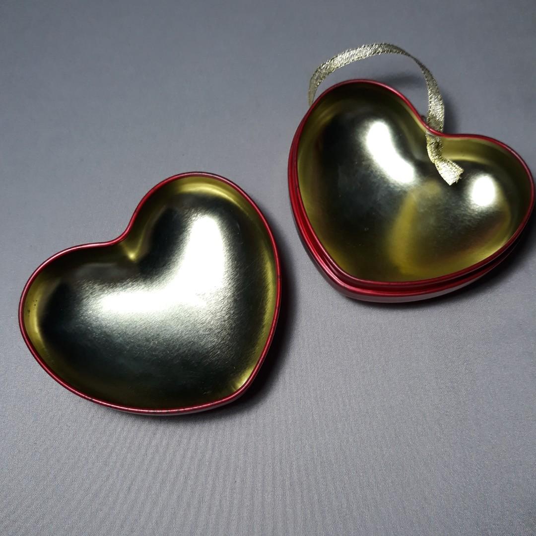 Lindt lindor empty red heart tin, Everything Else, Others on Carousell