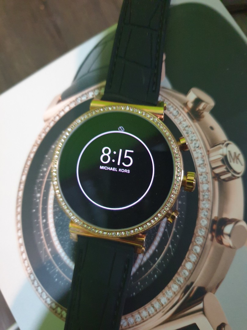 mk smart watch, Women's Fashion, Watches & Accessories, Watches on ...
