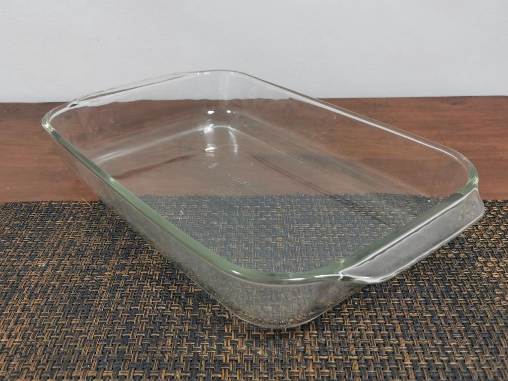 PYREX Rectangular Baking Dish Casserole bake 3 litre, Furniture & Home ...