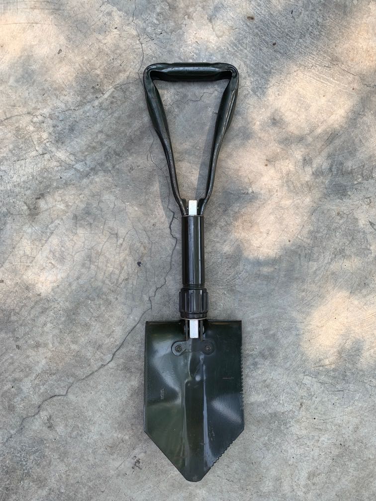 SEKOP BESI LIPAT, Antik, Lainnya di Carousell