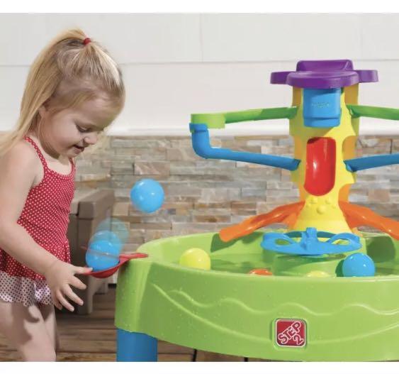 Step 2 Busy Ball Play Table, Hobbies & Toys, Toys & Games on Carousell