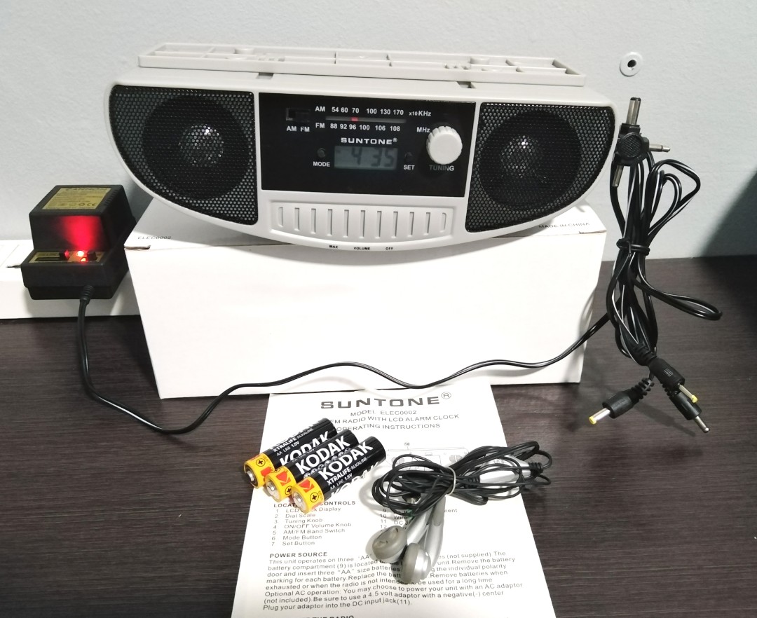 Suntone Am Fm Radio with Digital Clock and Alarm AC DC Power, Audio ...