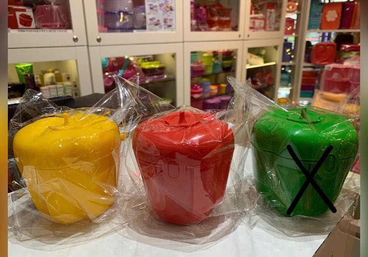 Tupperware Pepper Keeper, Furniture & Home Living, Kitchenware ...