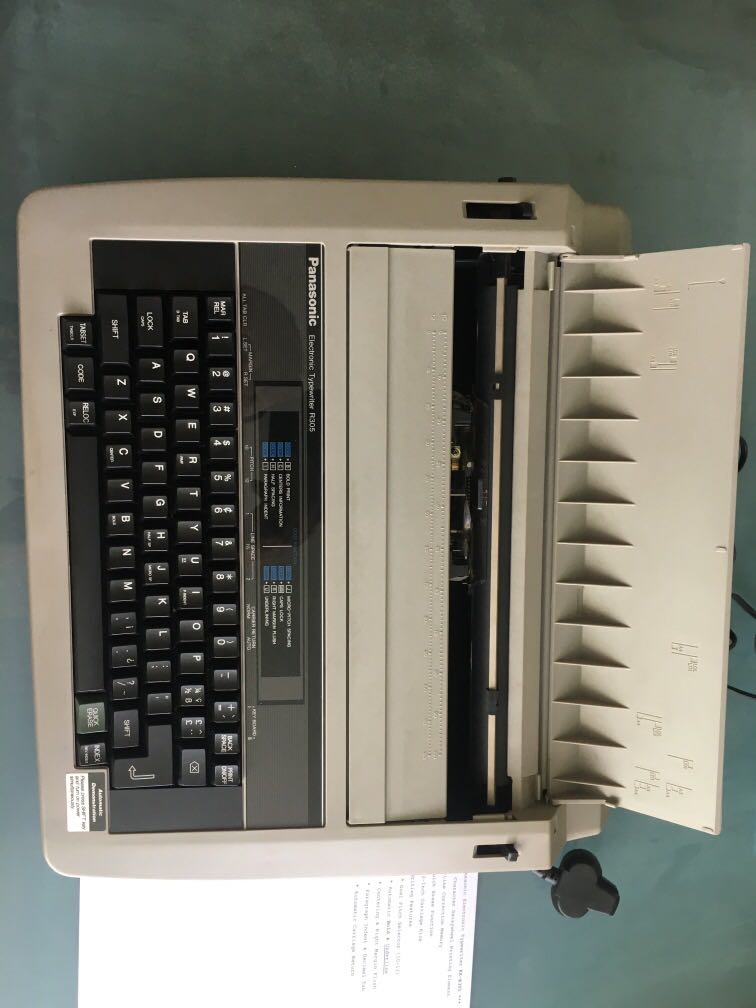 Vintage Panasonic KX-R305 Electronic Typewriter, Computers & Tech ...