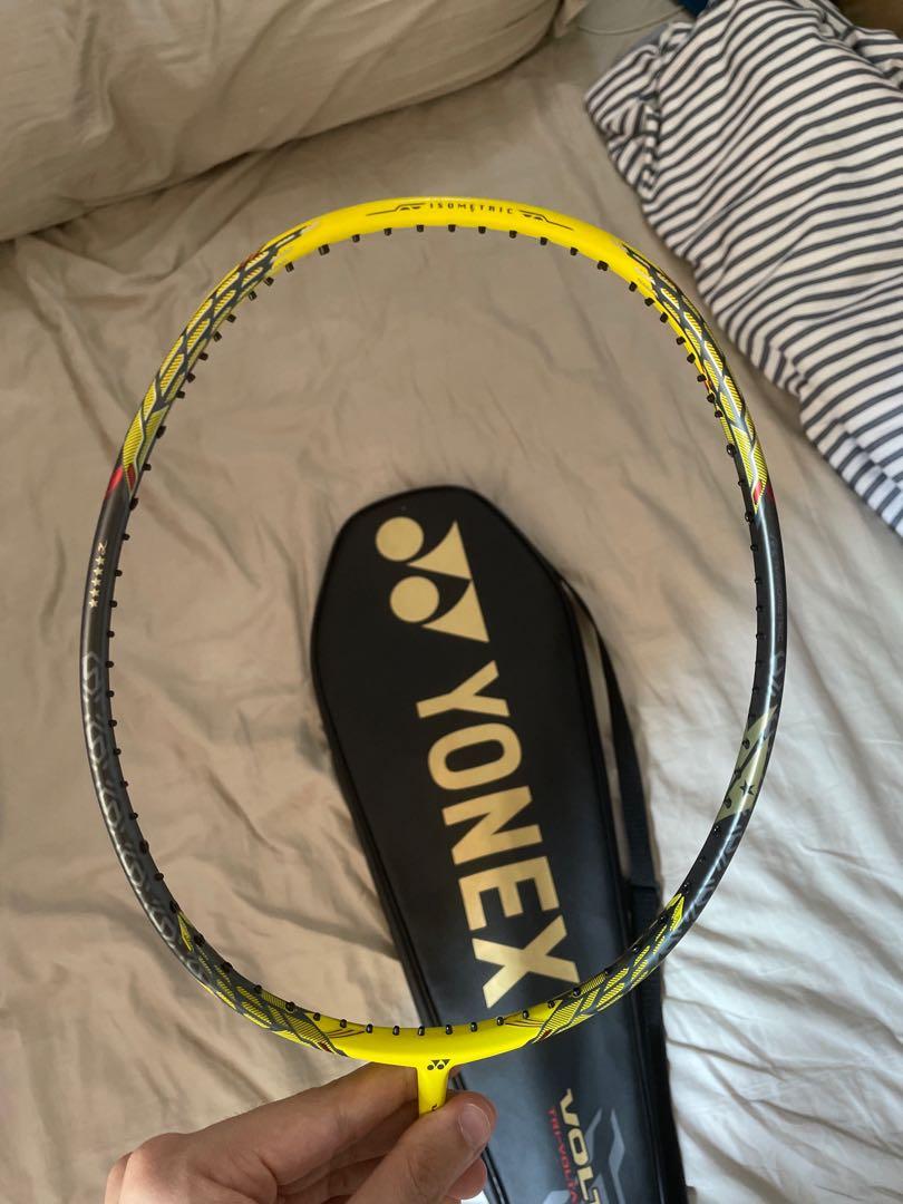 Yonex Voltric Z force II Lin Dan, Sports Equipment, Sports & Games ...