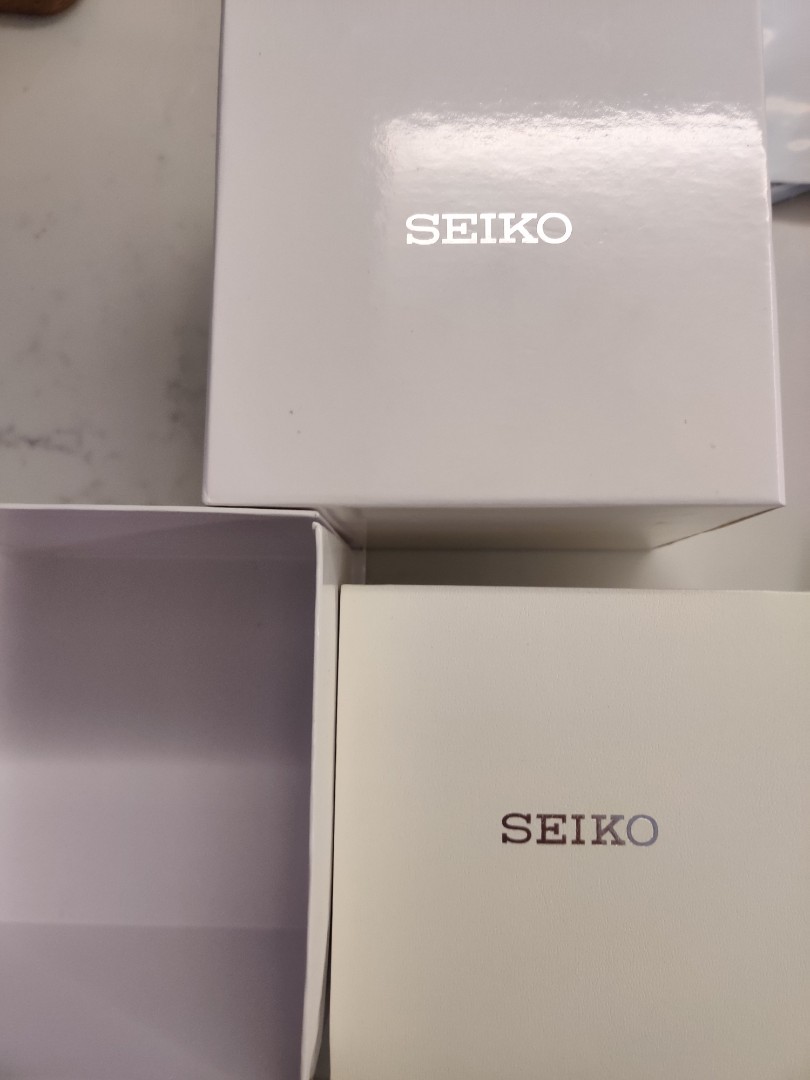 White Seiko prospex box, Men's Fashion, Watches & Accessories, Watches ...