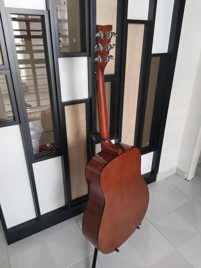 Yamaha F310 CS Acoustic Guitar, Hobbies & Toys, Music & Media, Musical ...