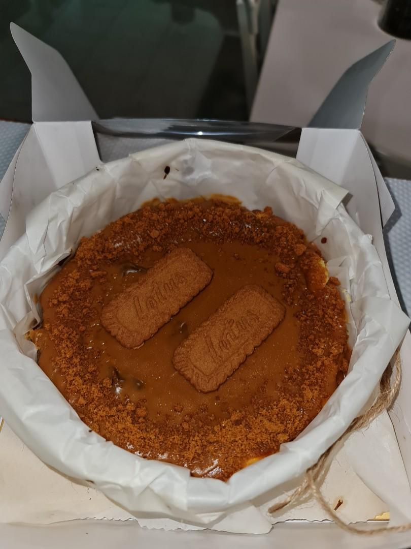 Biscoff basque burnt cheesecake, Food & Drinks, Homemade Bakes on Carousell