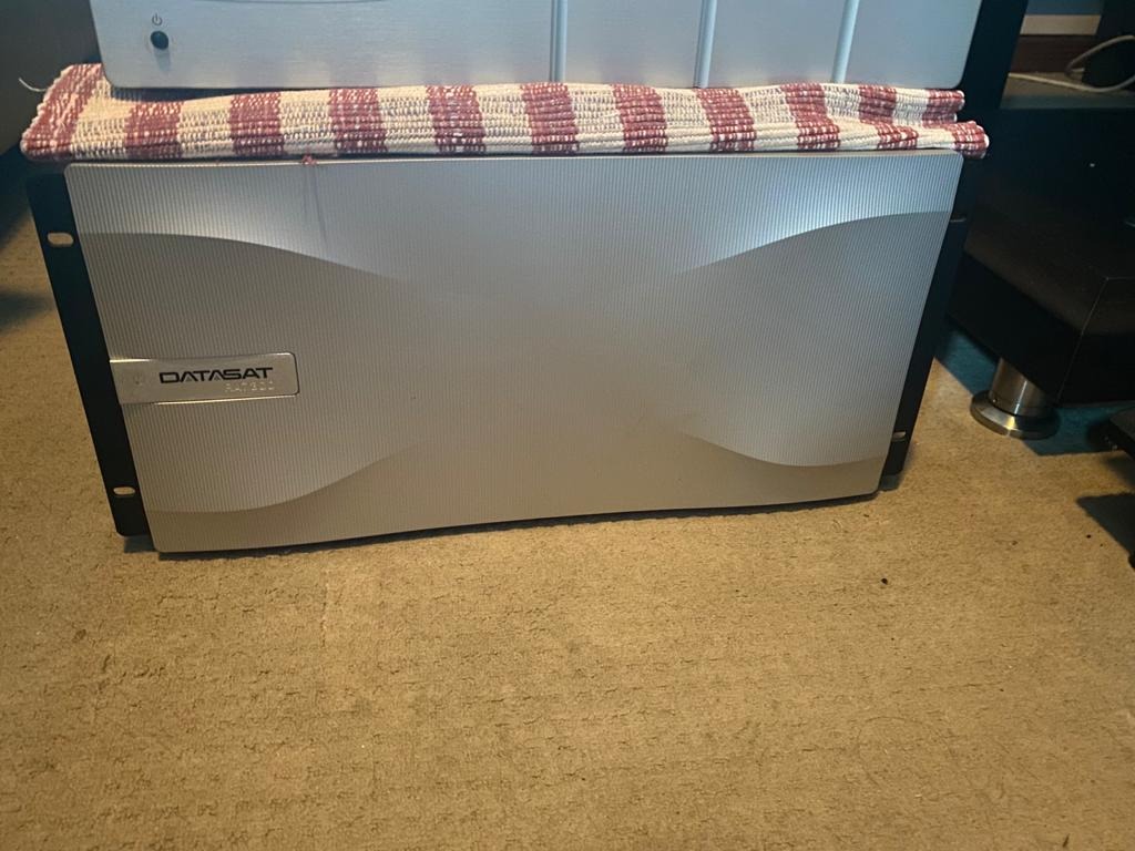 Datasat RA7300 Multi-Channel Power Amplifier, Audio, Soundbars ...