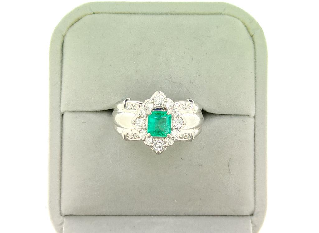 EMERALD PT 900 RING on Carousell