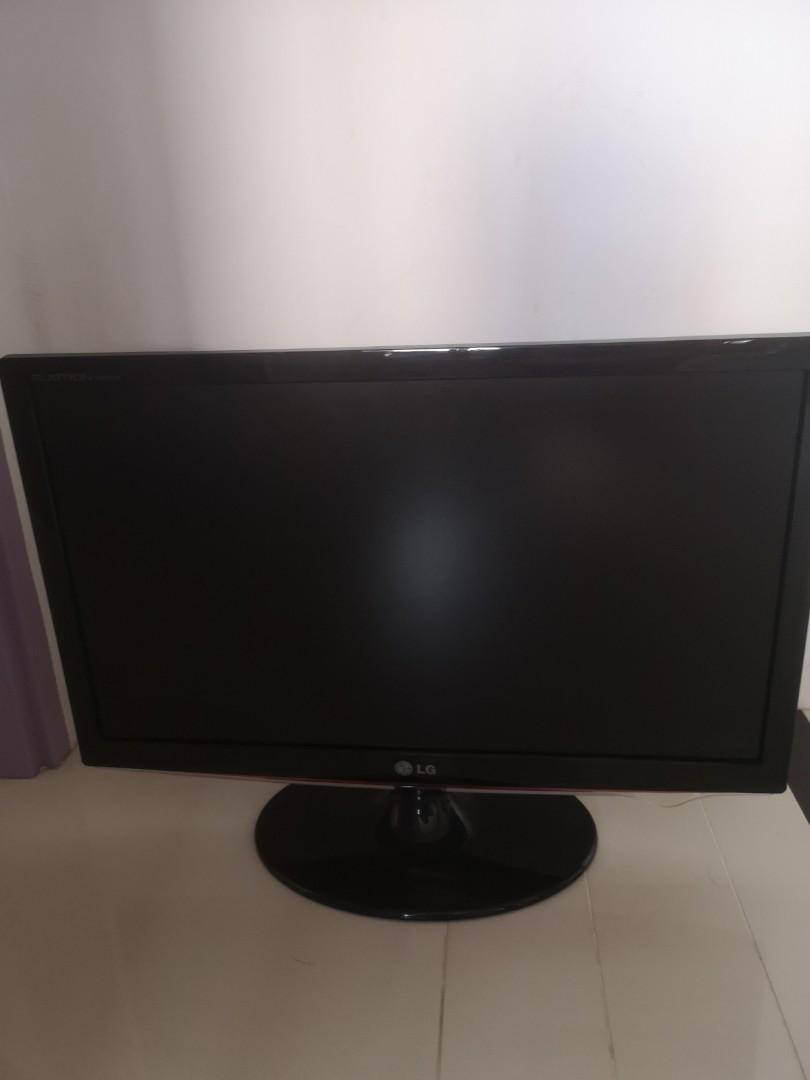 pixel LG 23 inch monitor, Computers & Tech, Desktops on Carousell