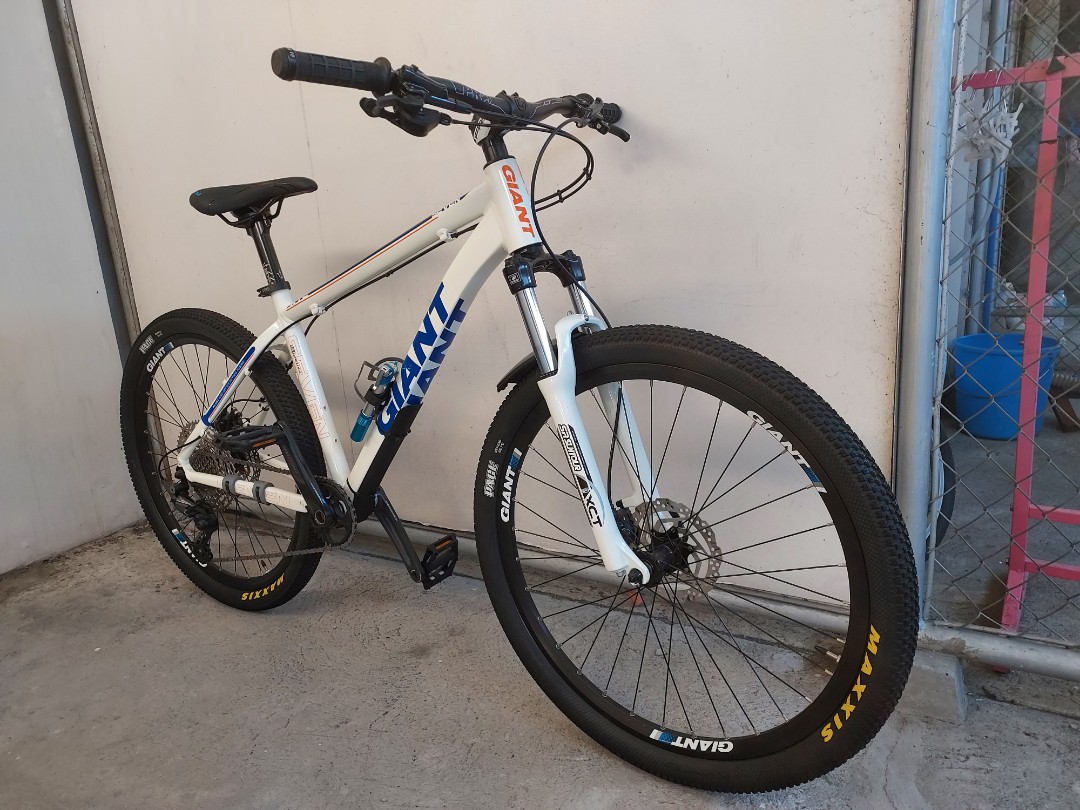 GIANT XTC 26ERS, Sports Equipment, Bicycles & Parts, Bicycles on Carousell