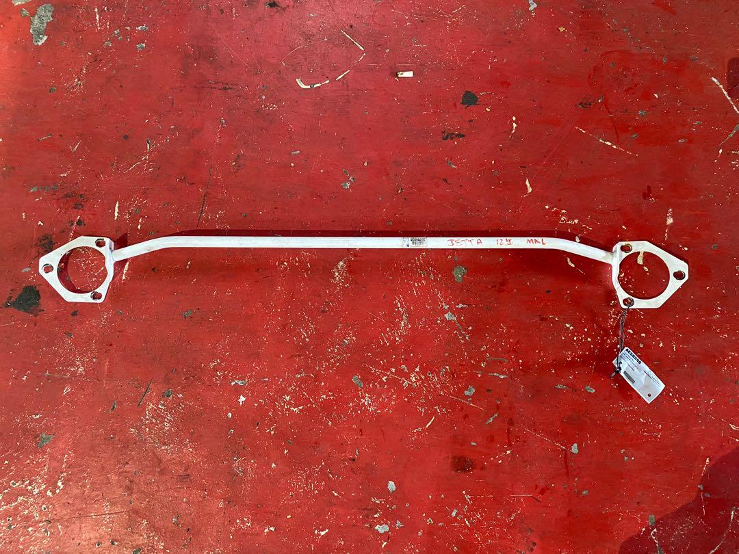 Jetta MK6 5C6 engine bay strut reinforcement bar by Ultra Racing, Car ...
