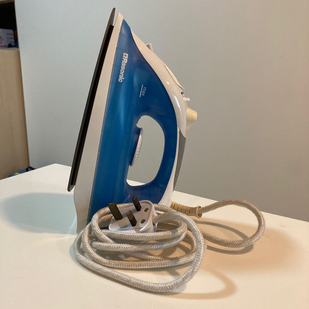 Rasonic Steam Iron RI-J15, TV & Home Appliances, Irons & Steamers on ...