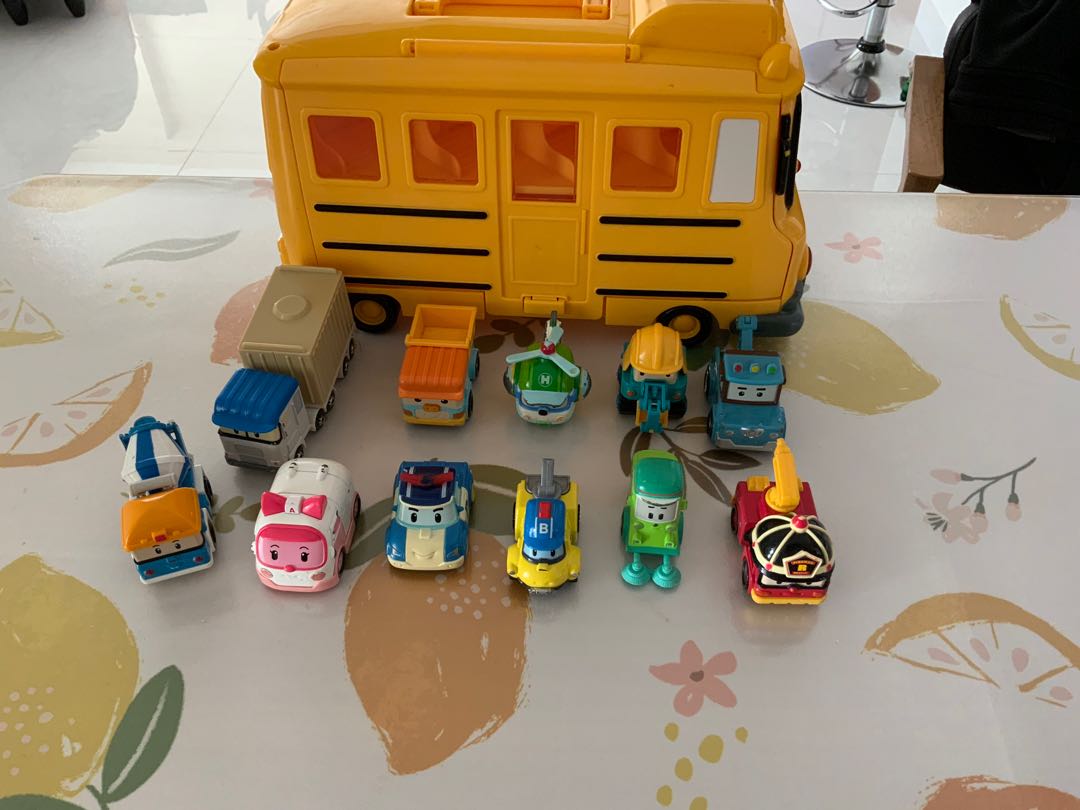 Robocar Poli School Bus, Hobbies & Toys, Toys & Games on Carousell