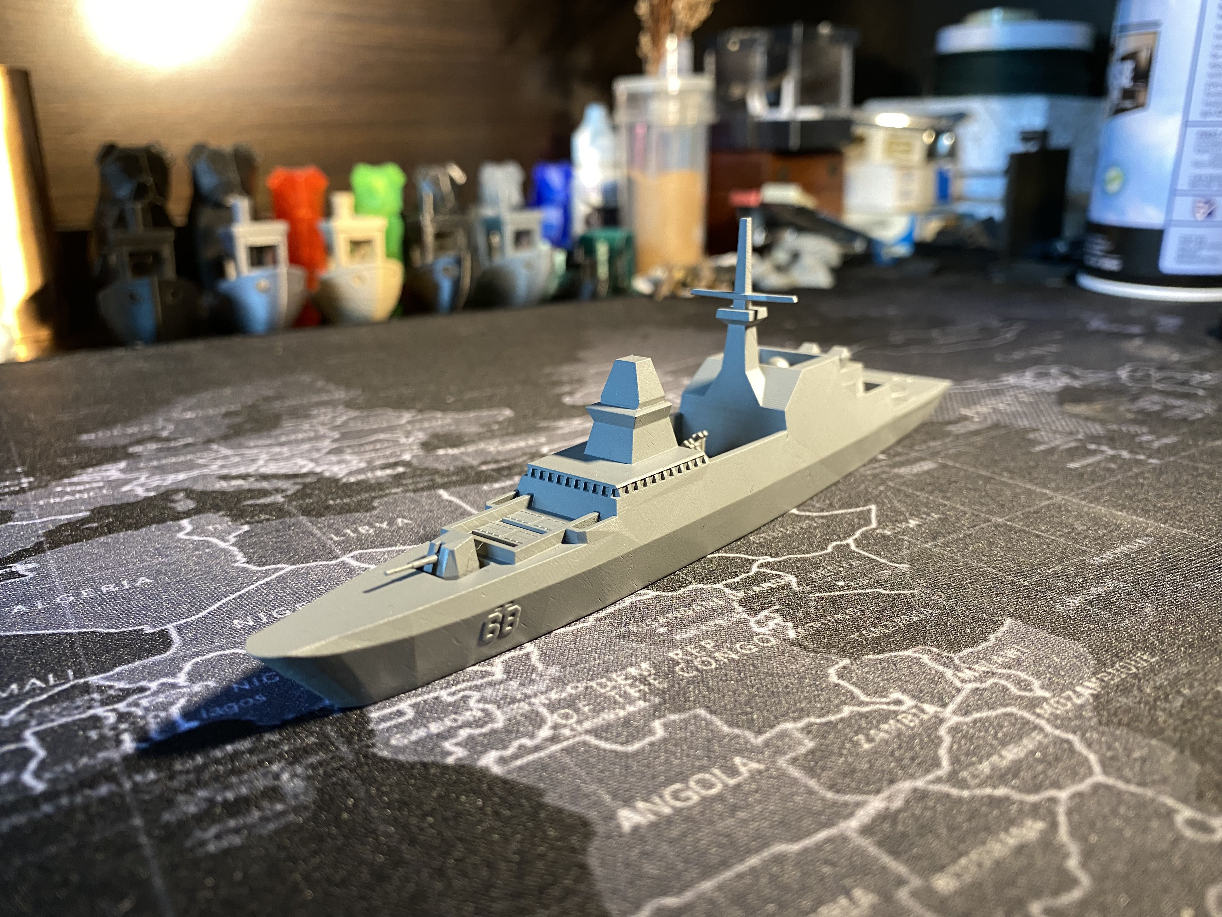 RSN Formidable Class Frigate (1:700 Scale), Hobbies & Toys, Toys ...
