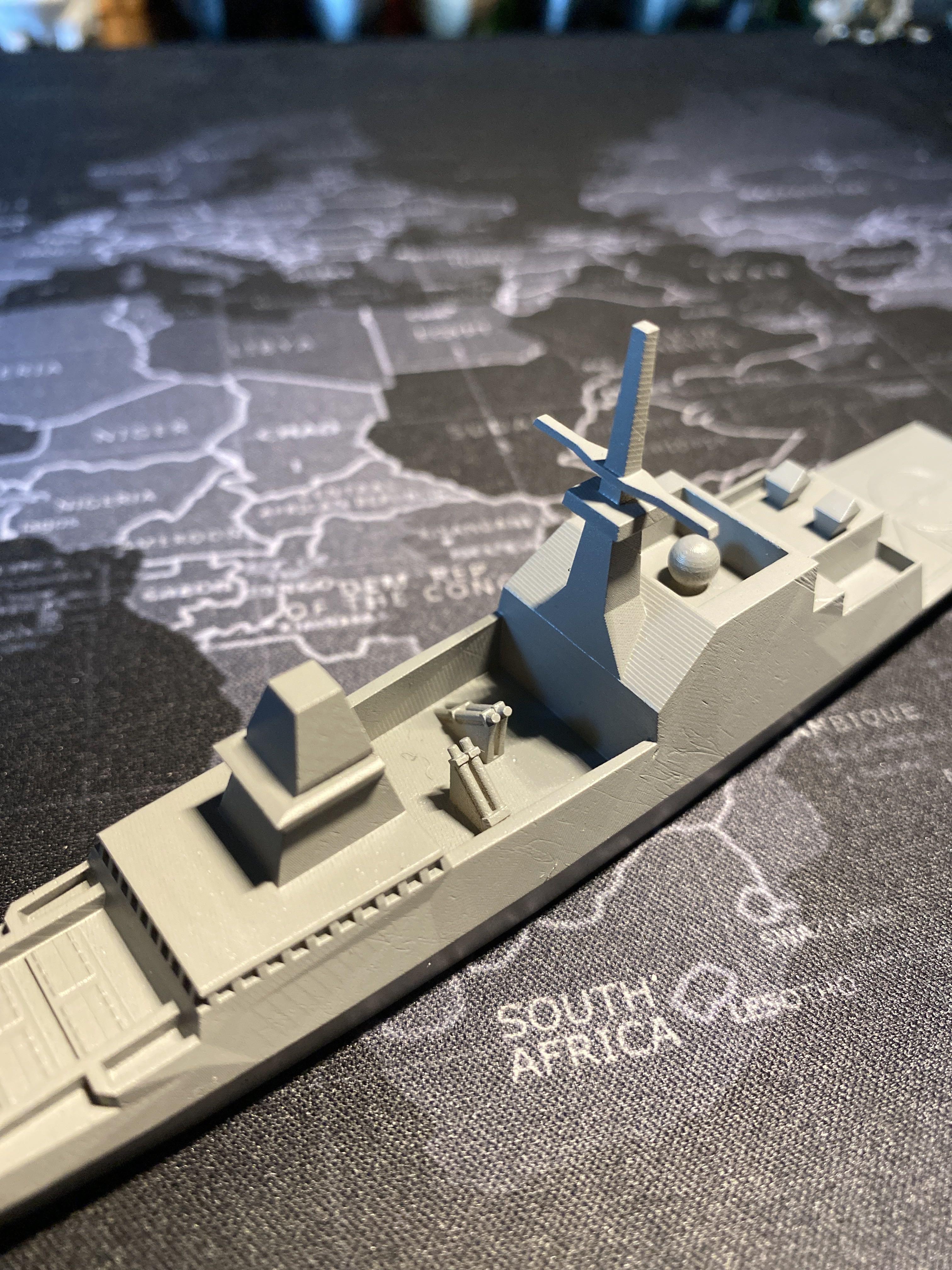 RSN Formidable Class Frigate (1:700 Scale), Hobbies & Toys, Toys ...