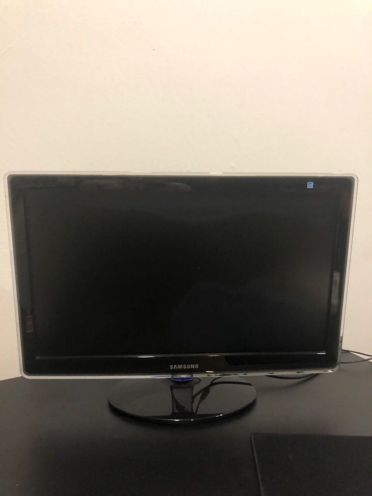 Samsung Computer Screen, Computers & Tech, Desktops on Carousell