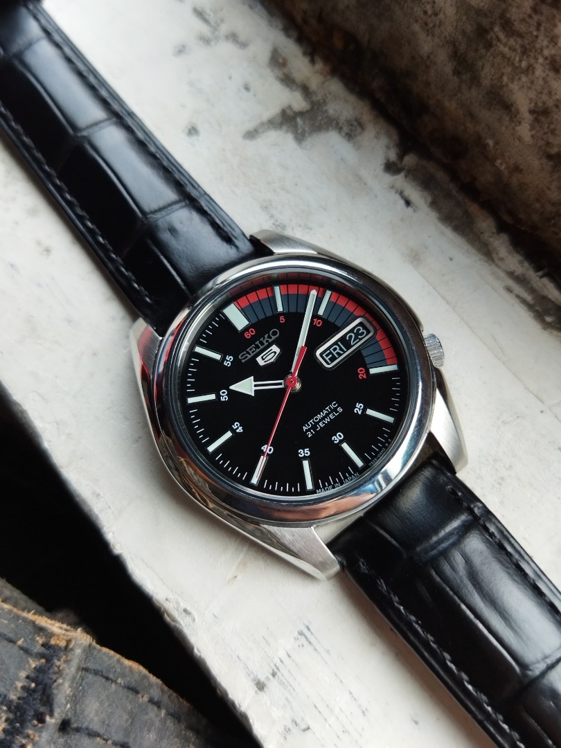 Seiko SNK375 Speedracer Black, Men's Fashion, Watches & Accessories ...