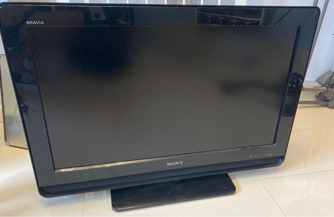 Sony Bravia S 32 Inch TV, TV & Home Appliances, TV & Entertainment, TV ...