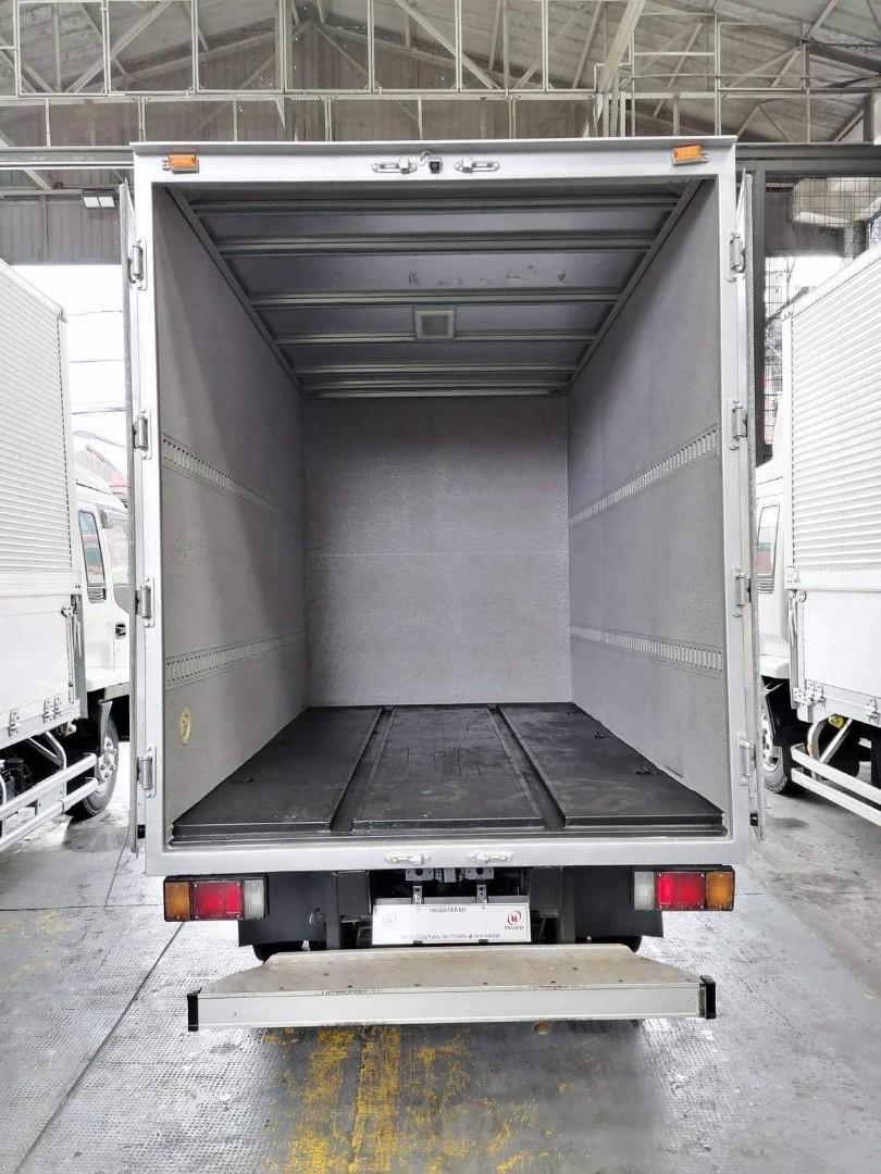 10ft Isuzu Closed Van N Series 2021, Special Vehicles, Heavy Vehicles ...