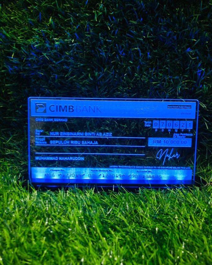 Acrylic mock cheque, Everything Else on Carousell