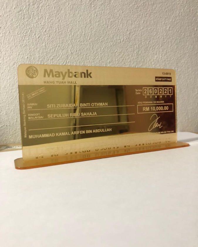 Acrylic mock cheque, Everything Else on Carousell