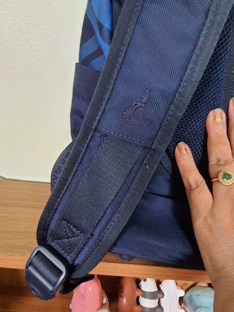 Beanpole Backpack, Men's Fashion, Bags, Backpacks on Carousell