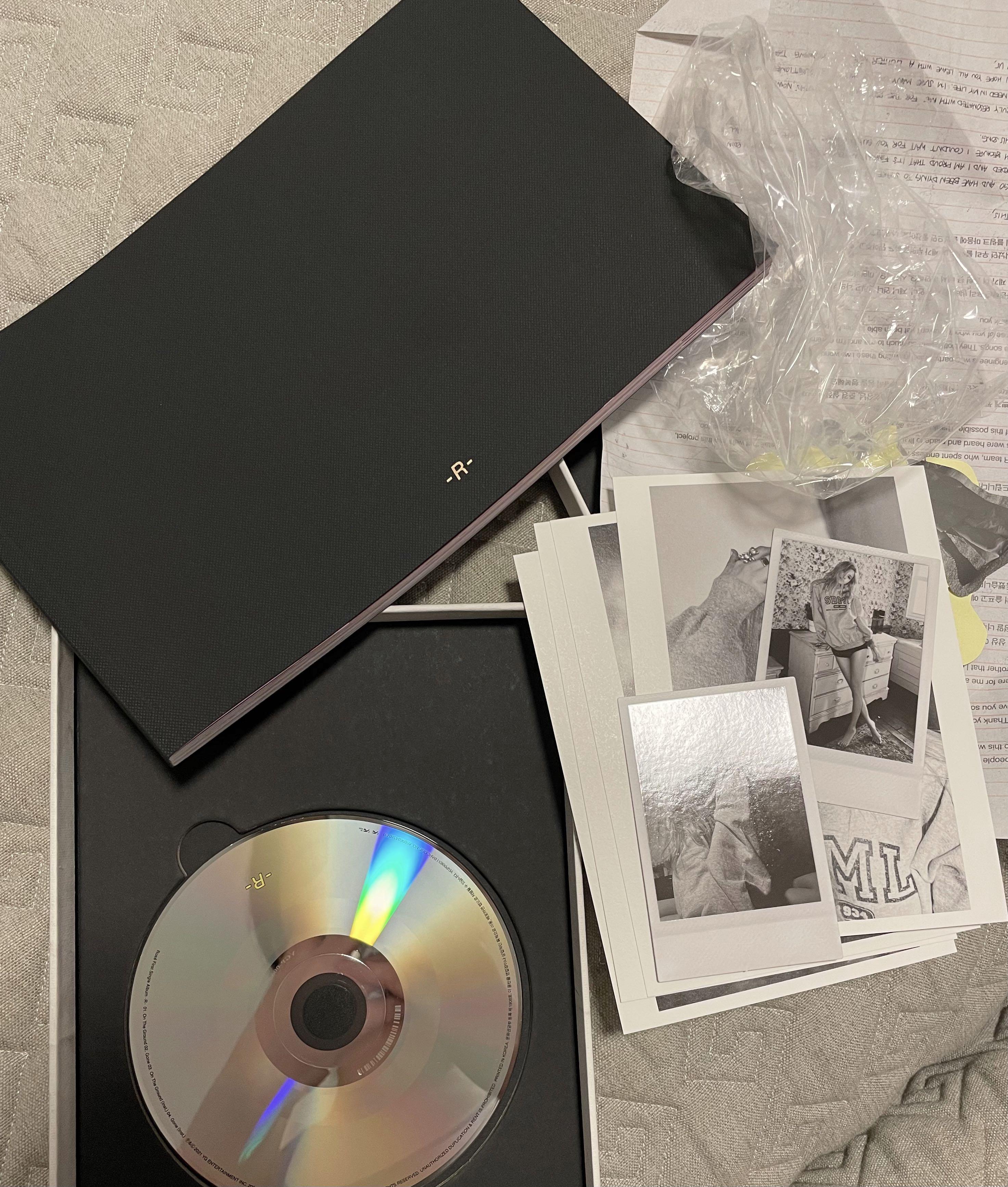 Blackpink Rose first single album R, Hobbies & Toys, Music & Media, CDs ...