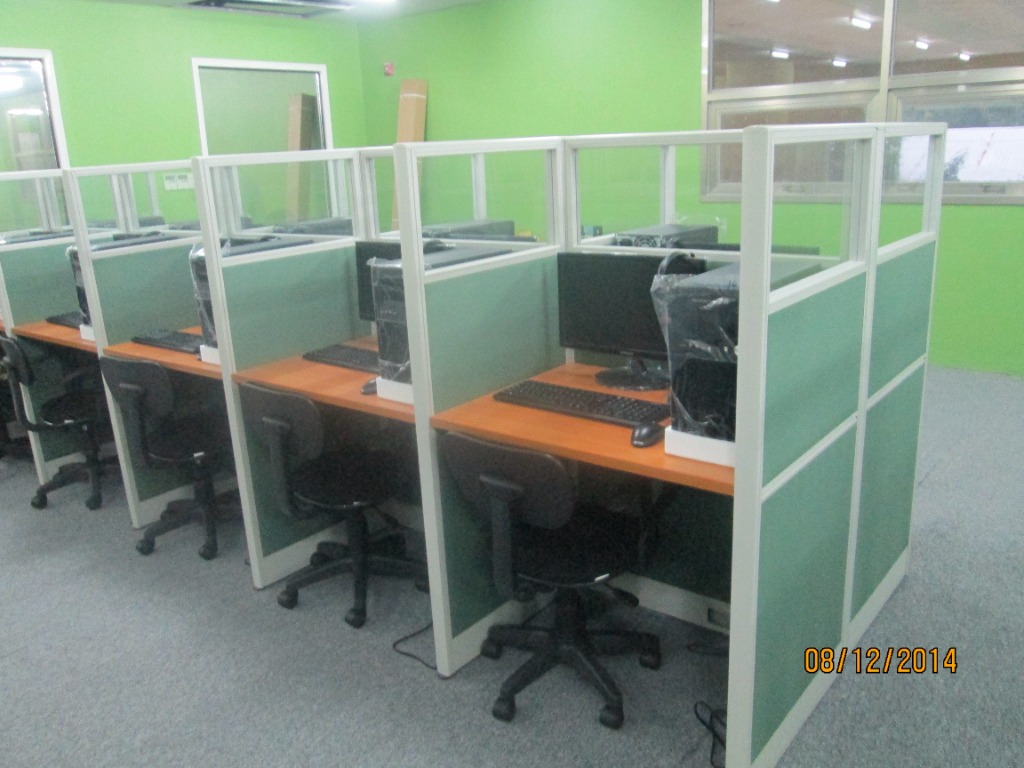 CALL CENTER WORKSTATION W/ GLASS OFFICE PARTITIONS, Furniture & Home ...