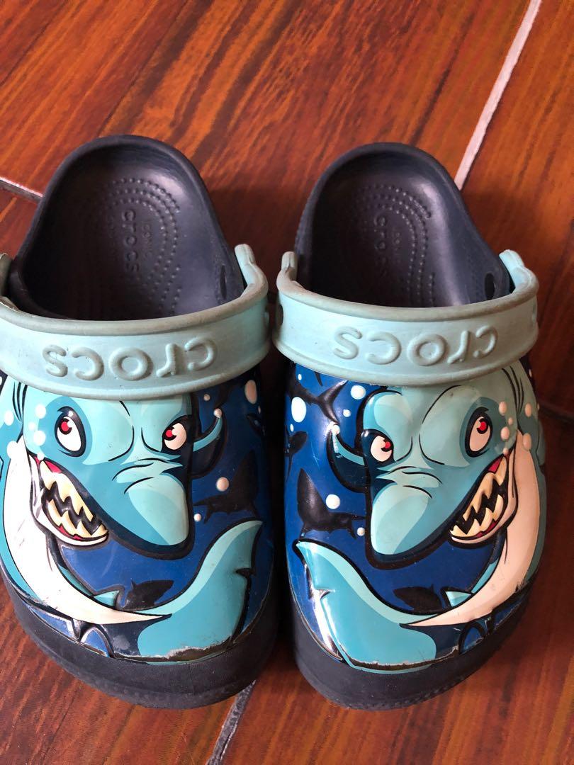 Crocs shark Original, Babies & Kids, Babies & Kids Fashion on Carousell