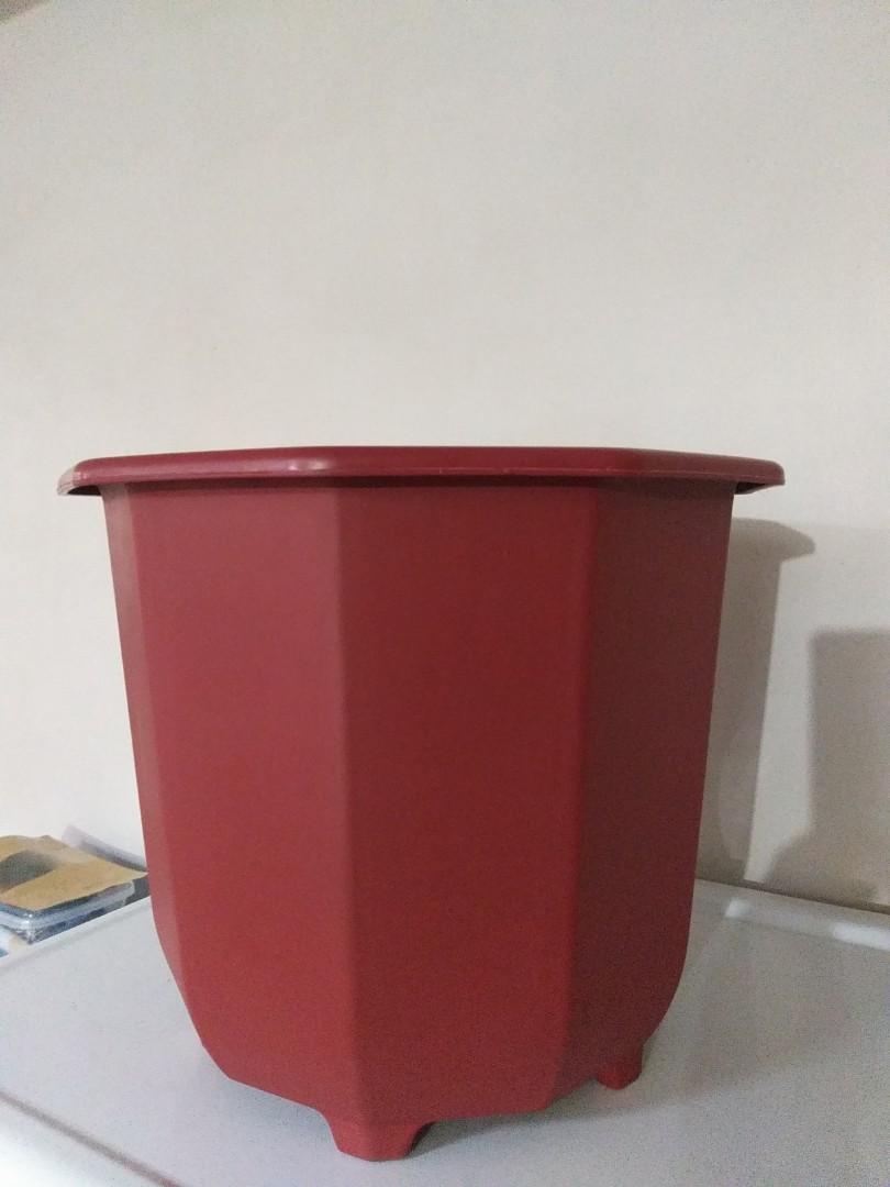 Decagon plastic jumbo flower pot, Furniture & Home Living, Gardening ...