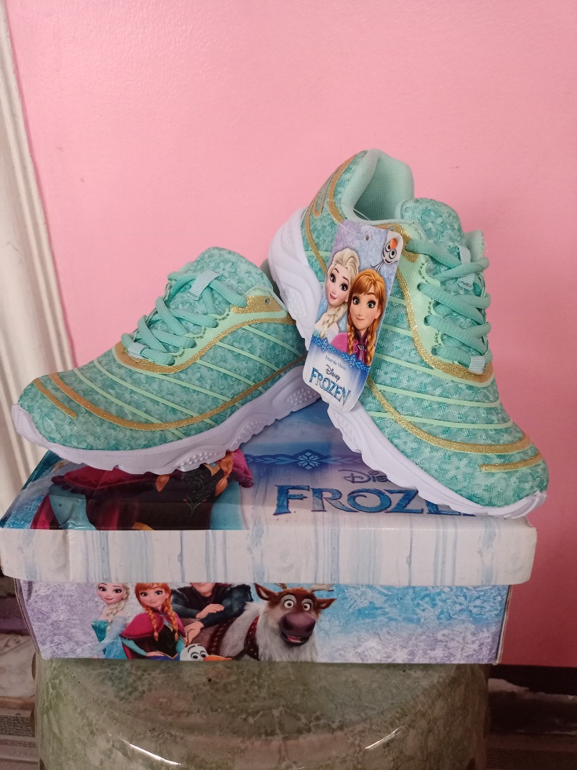 Frozen Rubber Shoes (Brand New Mall Pull Out), Babies & Kids, Babies ...