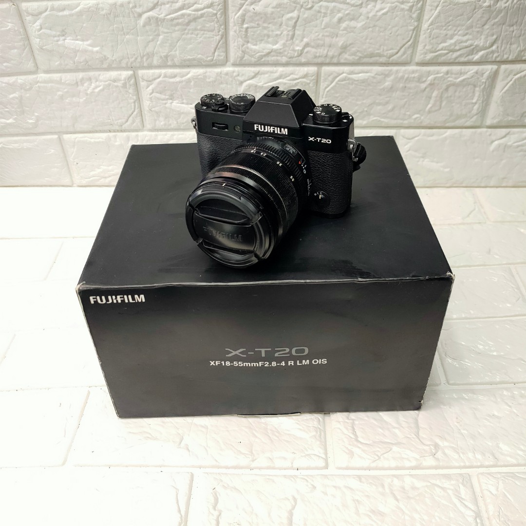 Fujifilm XT20 with 18-55mm 2.8 Complete box, Photography, Cameras on ...