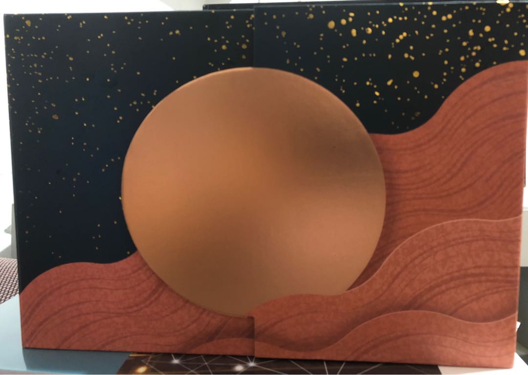 Grand Hyatt mooncake box(2021), Furniture & Home Living, Kitchenware ...
