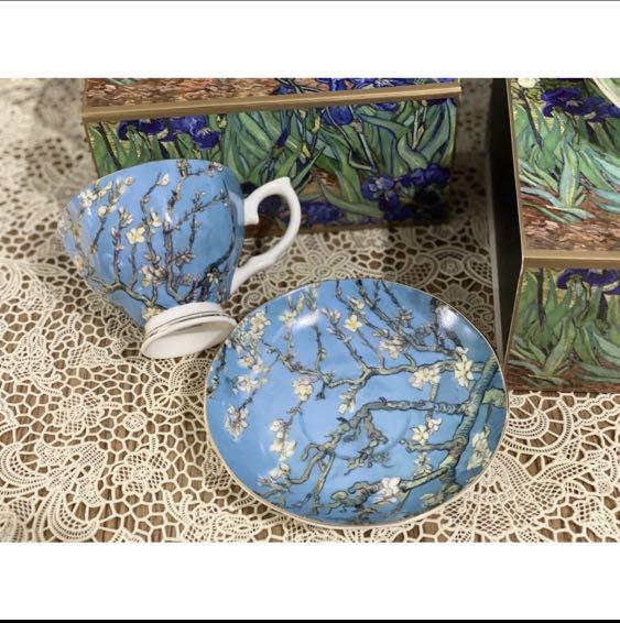 Gustav Klimt and Van Gogh Tea set, Furniture & Home Living, Kitchenware ...