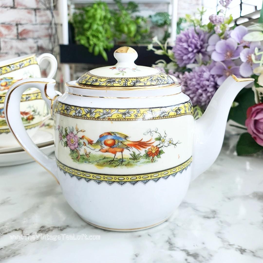 Kokura Japan Tea Set for Two, Hobbies & Toys, Memorabilia ...