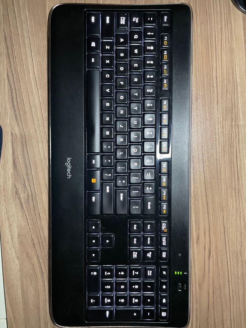 Logitech Wireless Keyboard K800 Computers And Tech Parts And Accessories Computer Keyboard On