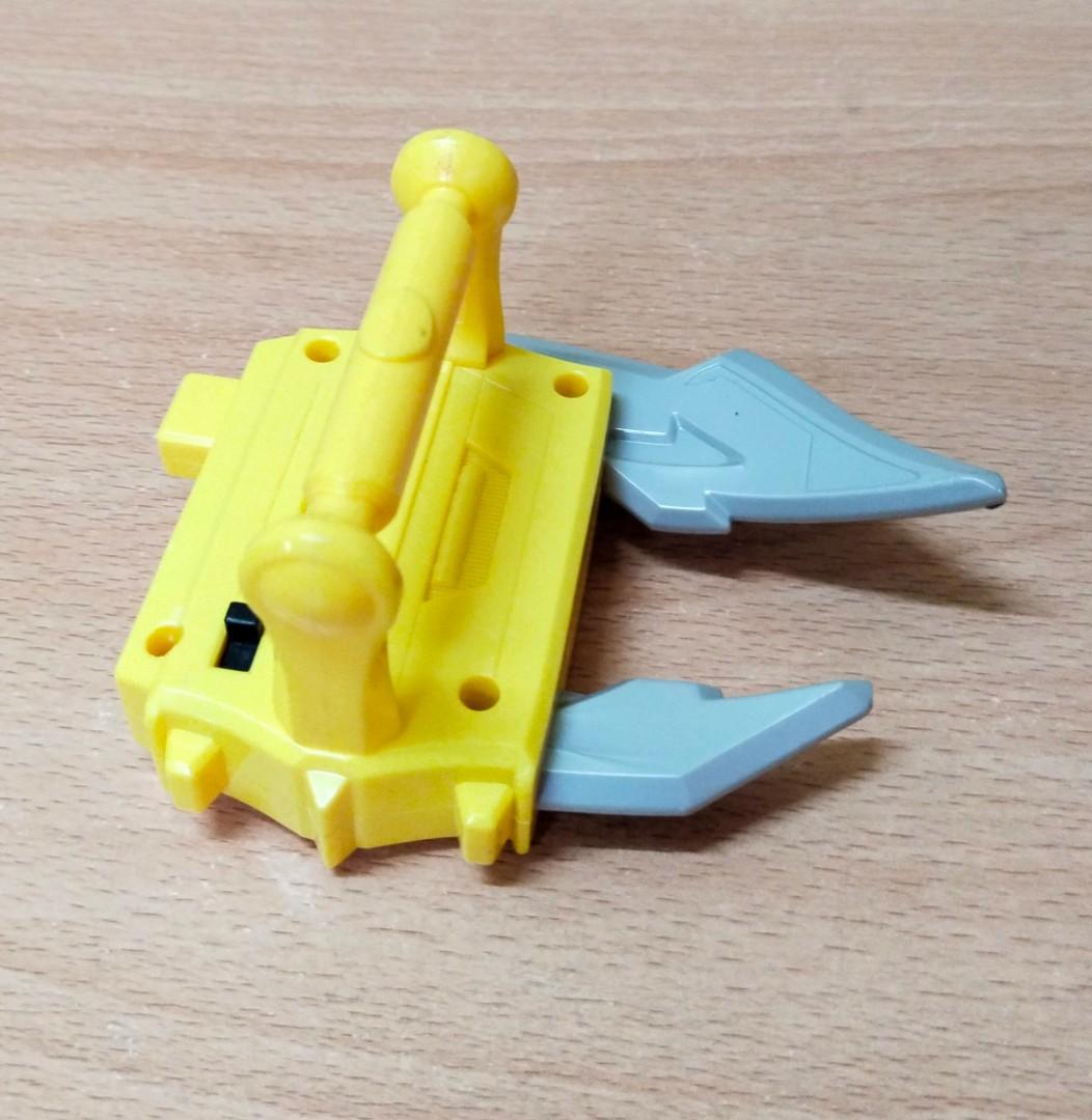 Power Rangers Megaforce: Snake Axe, Tiger Claw, and Shark Bowgun Battle ...