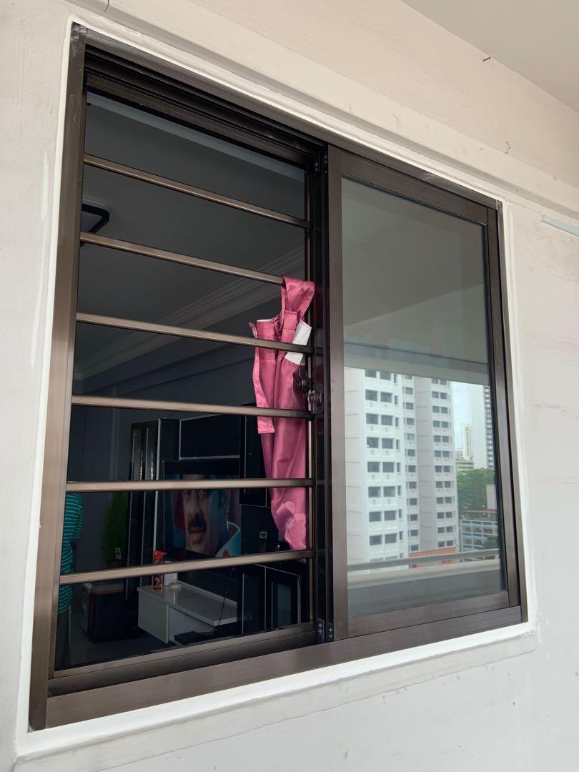 RESALE HDB Windows & Grilles / Sliding / Casement / Top Hung ...