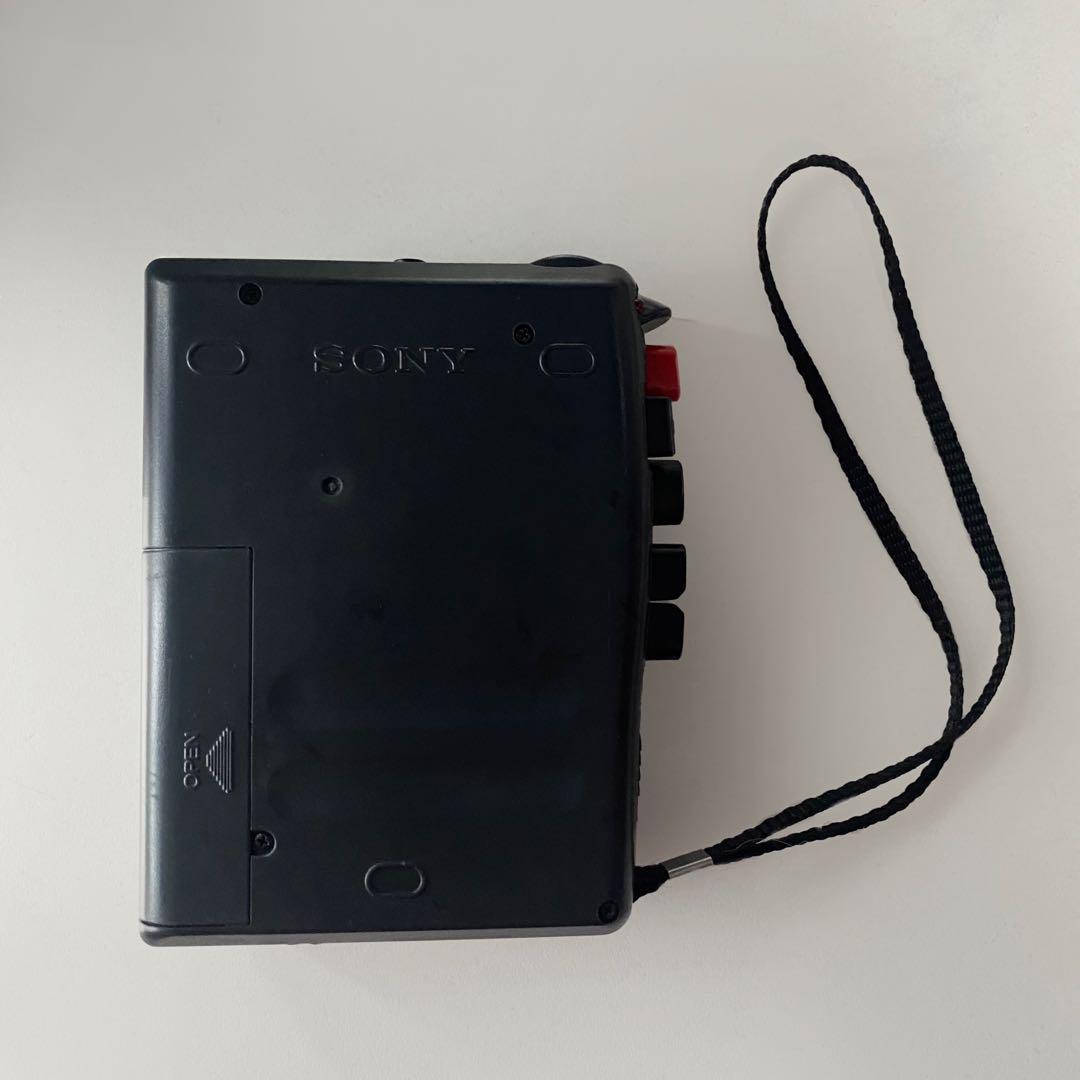 Sony TCM-313 Walkman Cassette Recordee Player, Hobbies & Toys ...