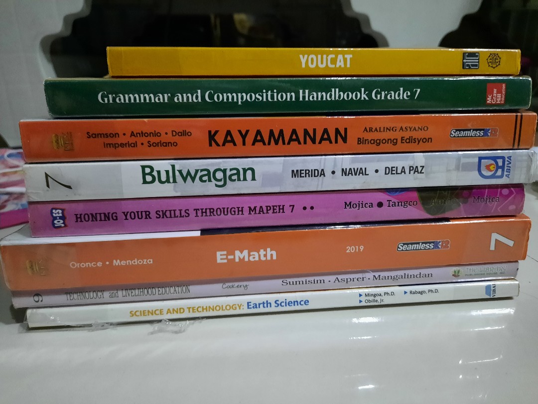 UST JHS Grade 7 Books (SY 2020-2021), Hobbies & Toys, Books & Magazines ...