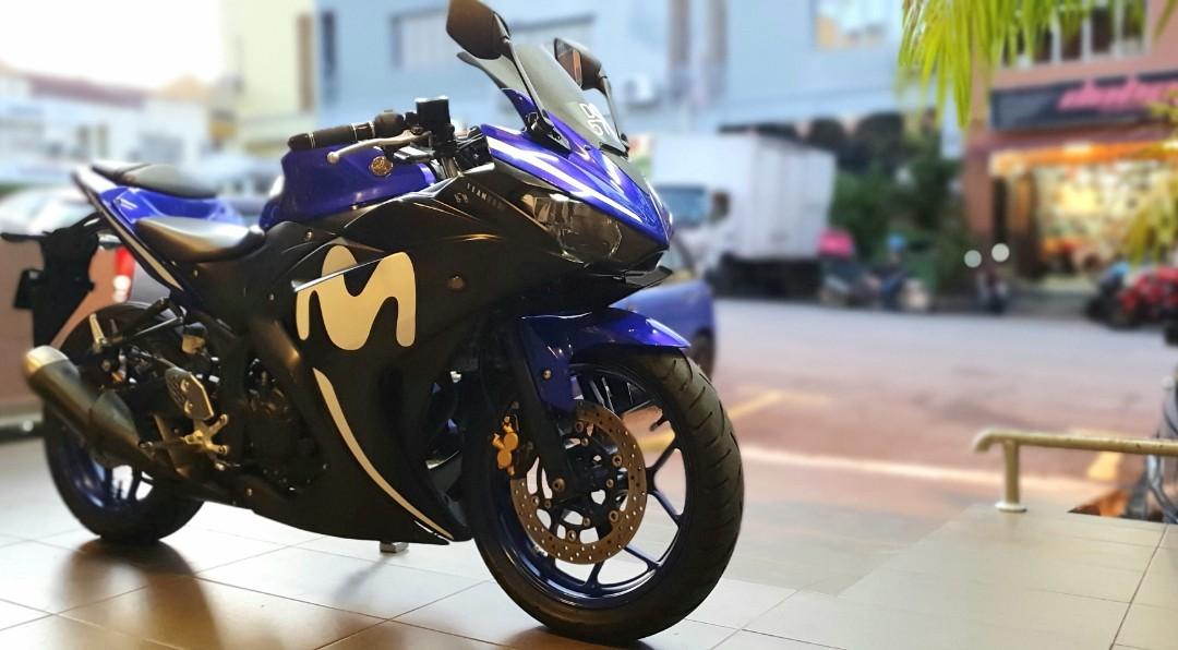 Yamaha R25 Custom Movistar 2016, Motorbikes on Carousell